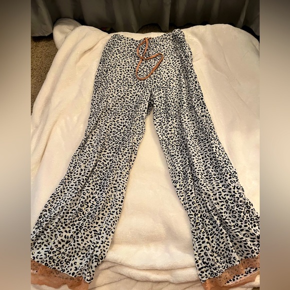Victoria's Secret | Intimates & Sleepwear | Victoria Secret Cheeta ...